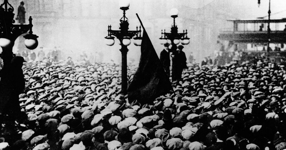 Jean McNicol · The Atmosphere of the Clyde: Red Clydeside