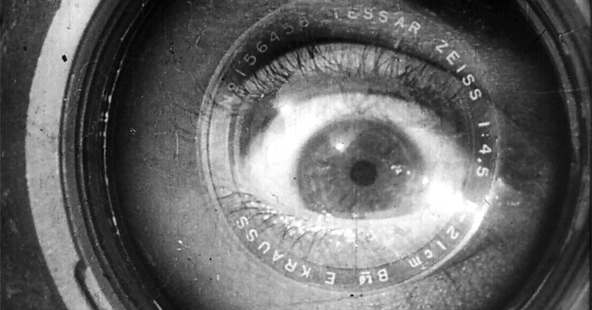 Hal Foster · We are our apps: Visual Revolutions