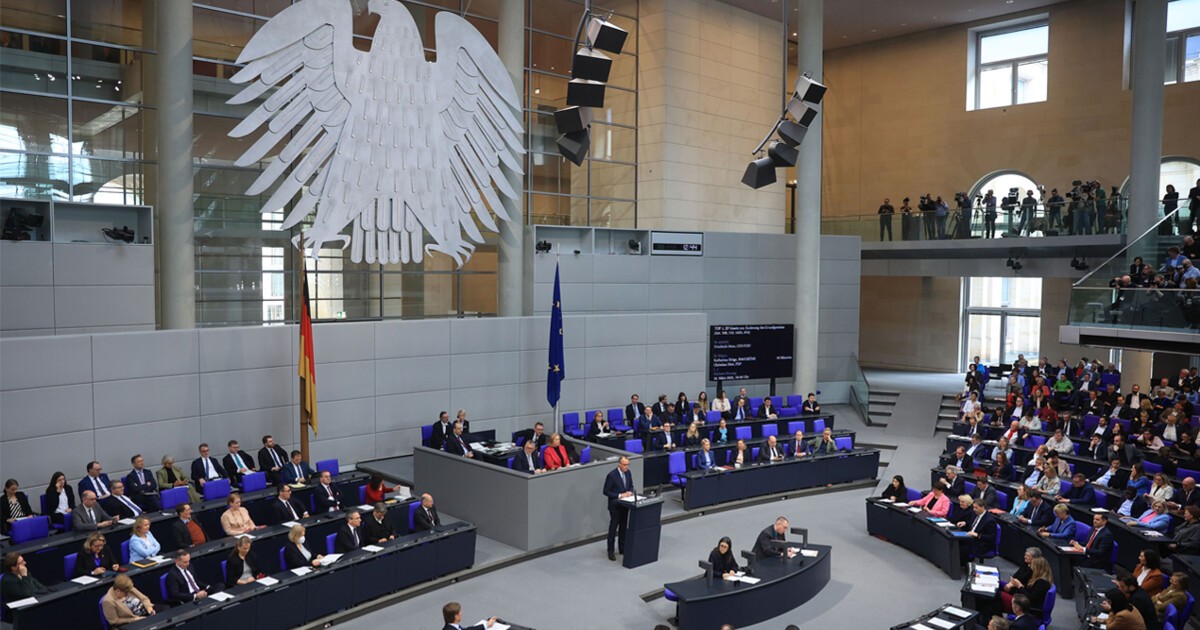 Thomas Meaney · Goodbye Black Zero? Germany without Washington