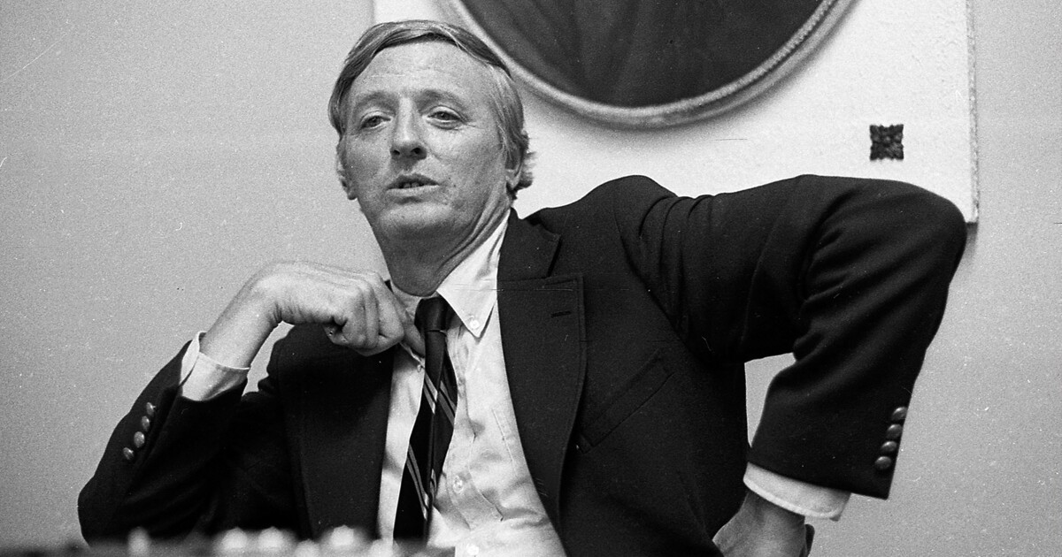 Podcast: Thomas Meaney and Thomas Jones · Buckley, MAGA’s Patron Saint