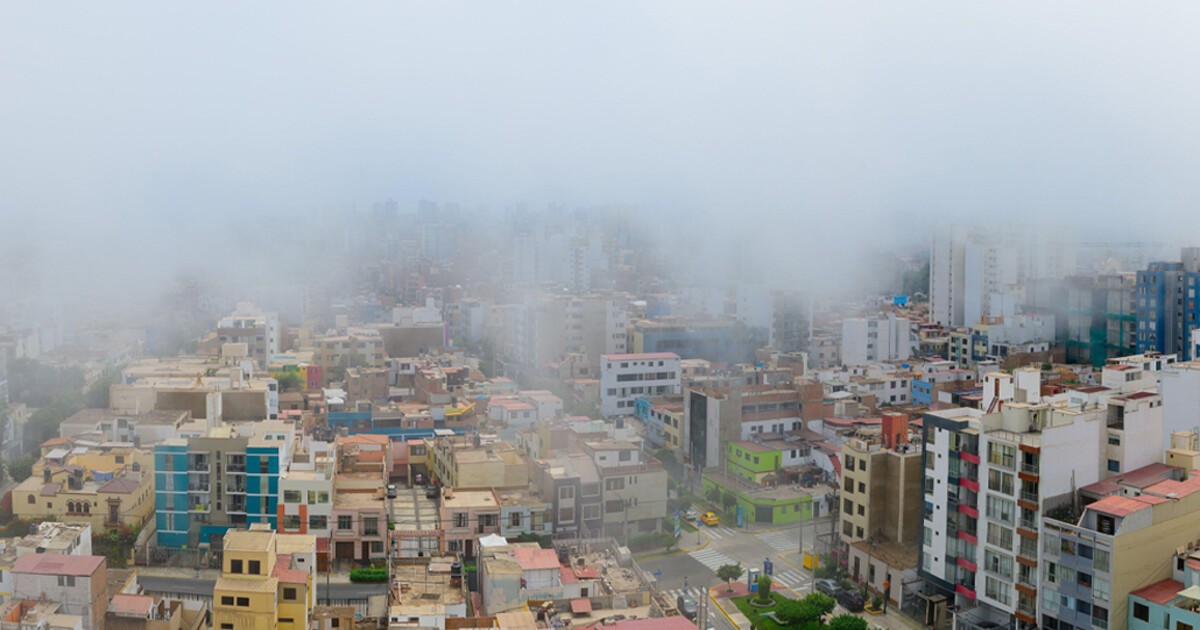Valeria Costa-Kostritsky | The Fog in Lima