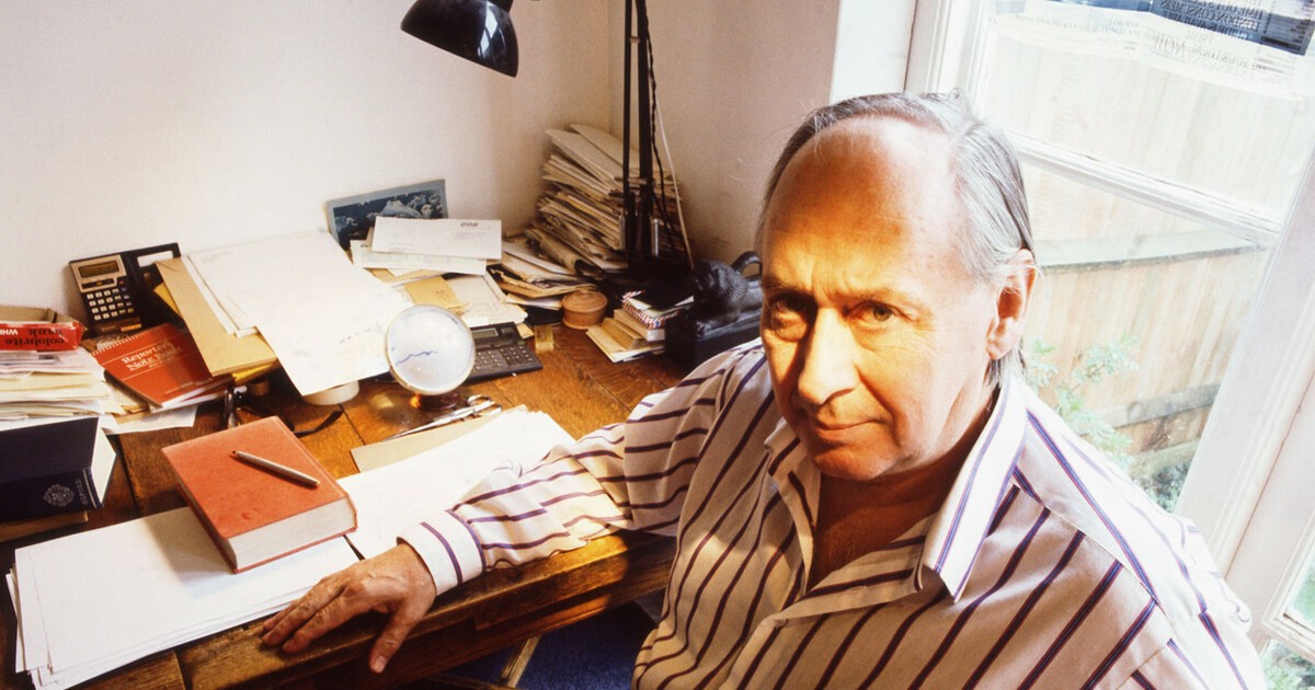 Podcast: Edmund Gordon and Thomas Jones · On J.G. Ballard