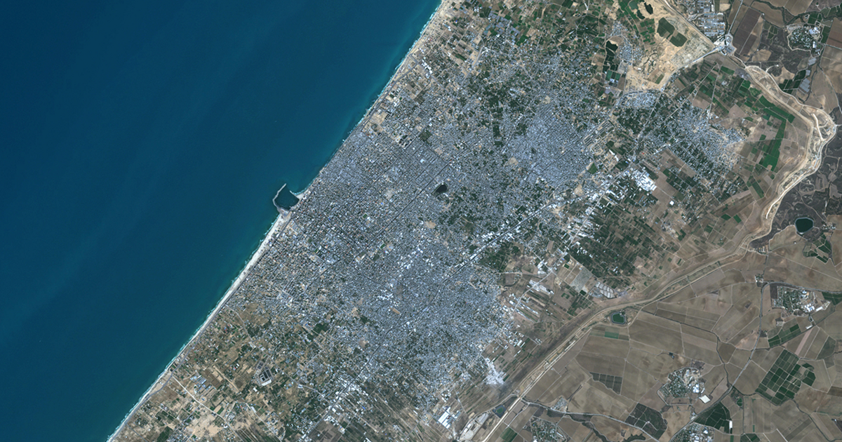 Podcast: Amjad Iraqi, Michael Sfard and Adam Shatz · War in Gaza